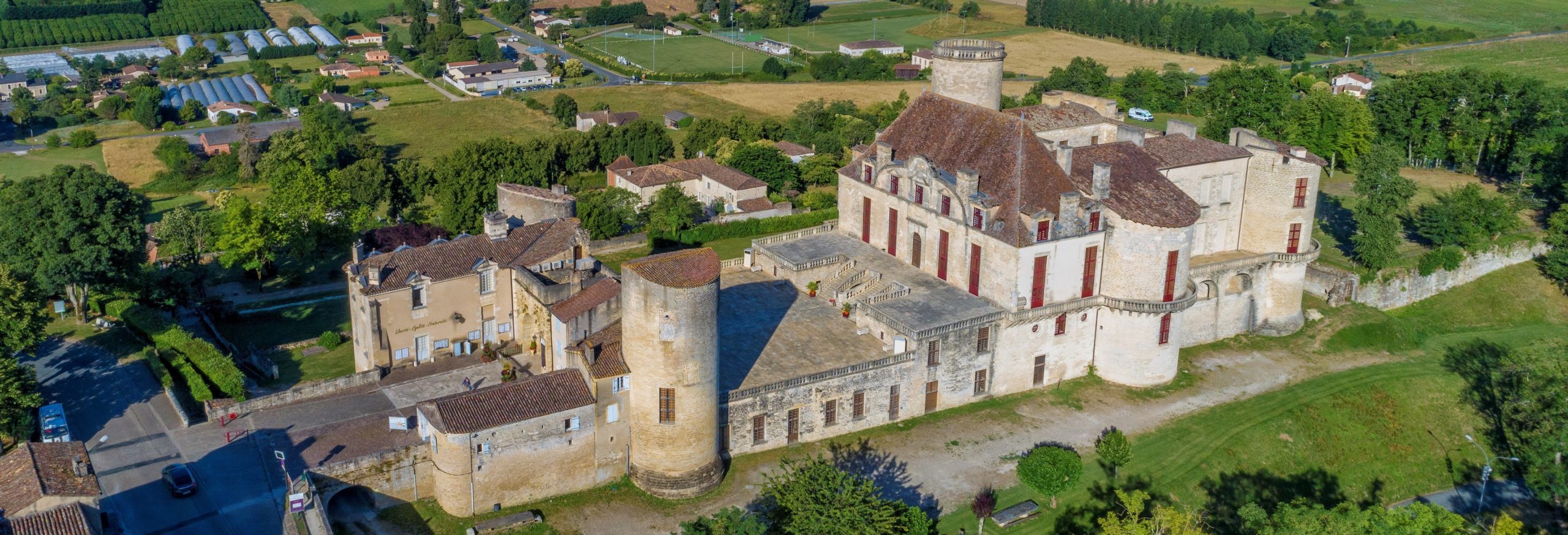 Horaires & Tarifs - Visite libre ou guidée | Château de Duras